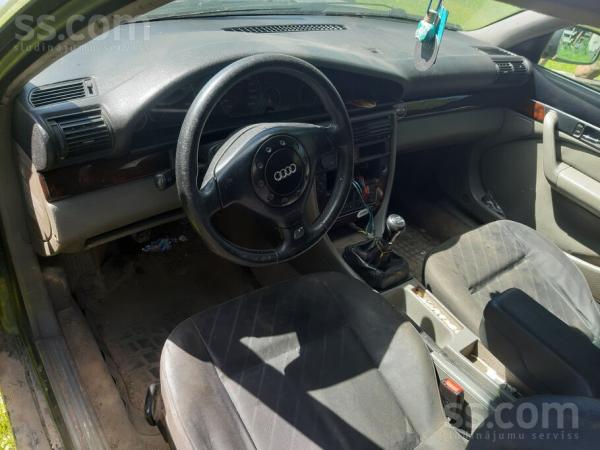 Zaļš Audi A6 1995 Ogre, ar dzinēja tilpumu 2.50 L un nobraukumu 359 tūkst. km par 550 €, foto 5 vietnē AUTOMOTO.COM.LV