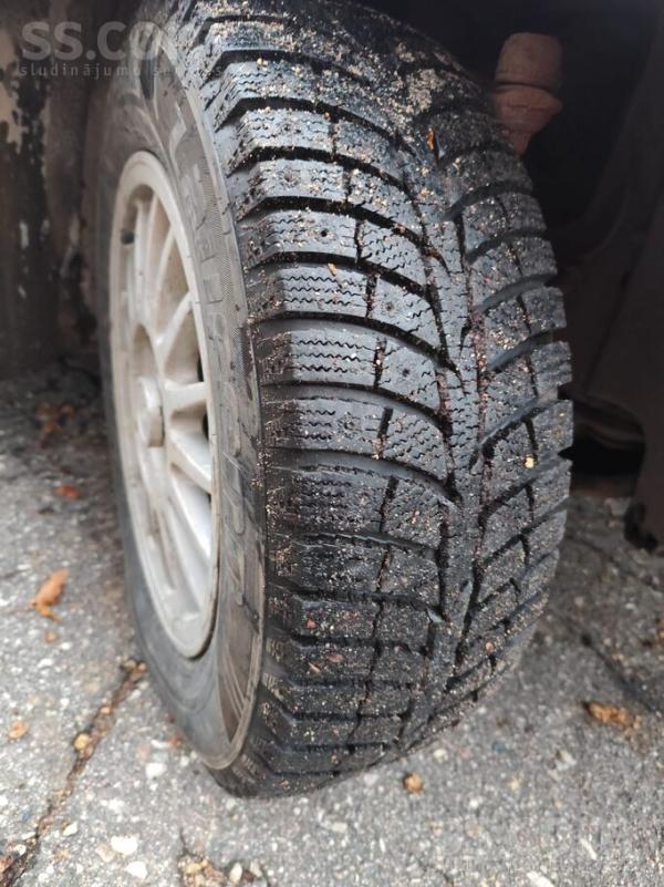 Zaļš Audi A6 1995 Limbaži, ar dzinēja tilpumu 2.50 L un nobraukumu 470 tūkst. km par 1250 €, foto 10 vietnē AUTOMOTO.COM.LV