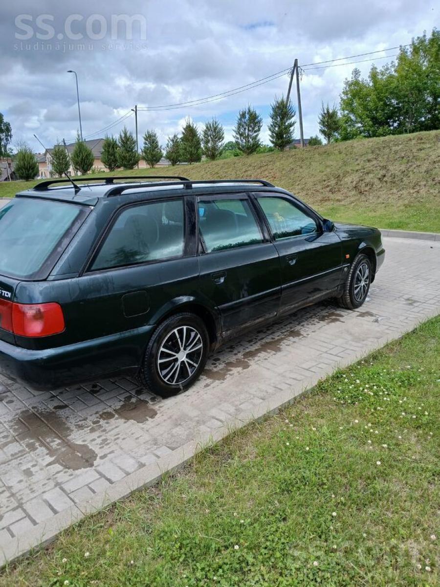 Green Audi A6 1995 in Rezekne, with an engine capacity of 2.50 L and mileage of 527 thousand km for 1200 €, photo 5 on AUTOMOTO.COM.LV