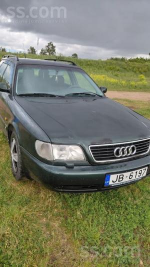 Green Audi A6 1995 in Daugavpils, with an engine capacity of 2.00 L and mileage of 298 thousand km for 850 €, photo 5 on AUTOMOTO.COM.LV