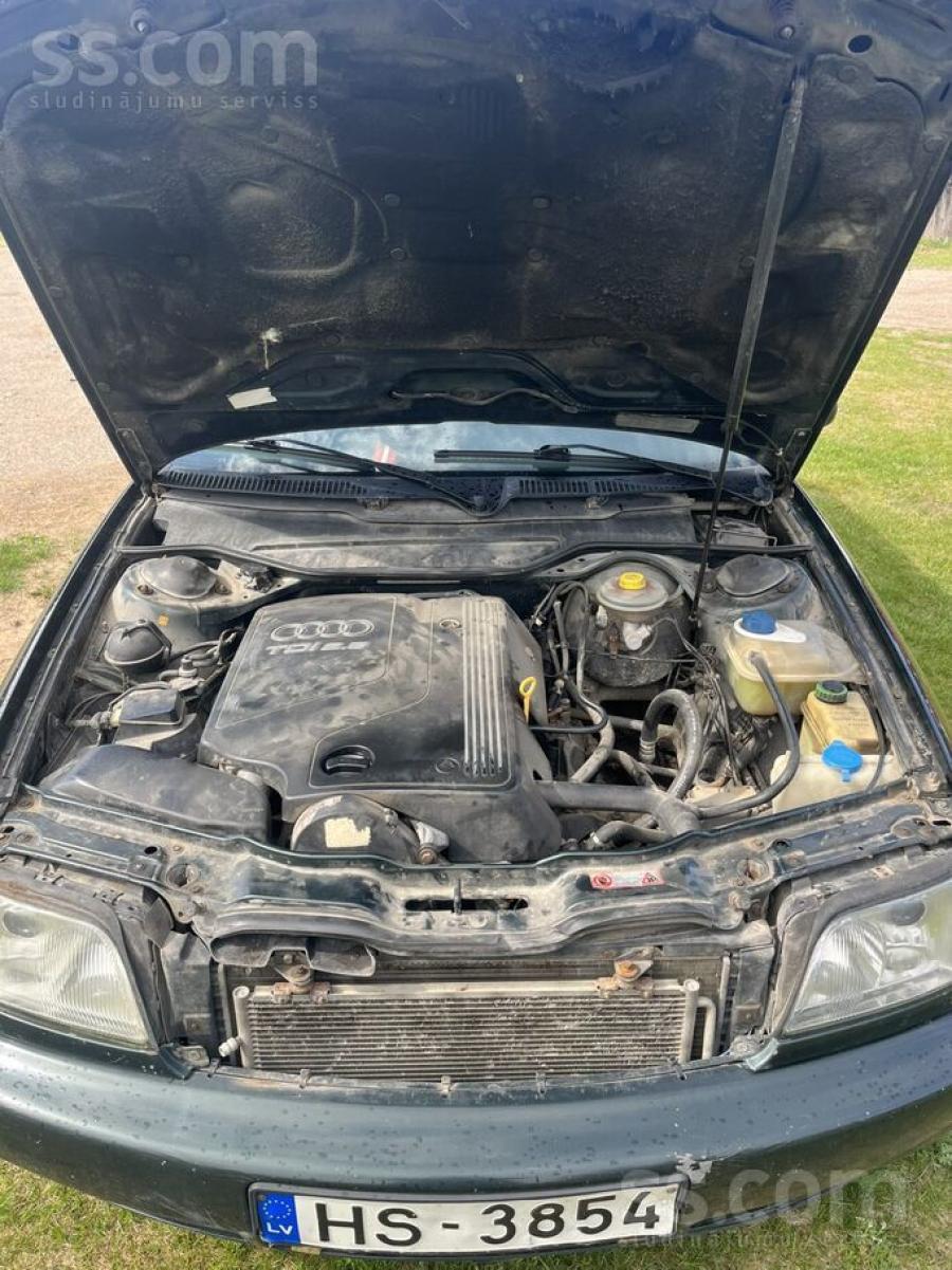Zaļš Audi A6 1995 Tukums, ar dzinēja tilpumu 2.50 L un nobraukumu 470 tūkst. km par 950 €, foto 7 vietnē AUTOMOTO.COM.LV