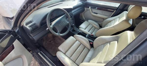 Zaļš Audi A6 1995 Rīga, ar dzinēja tilpumu 2.50 L un nobraukumu 377 tūkst. km par 900 €, foto 8 vietnē AUTOMOTO.COM.LV