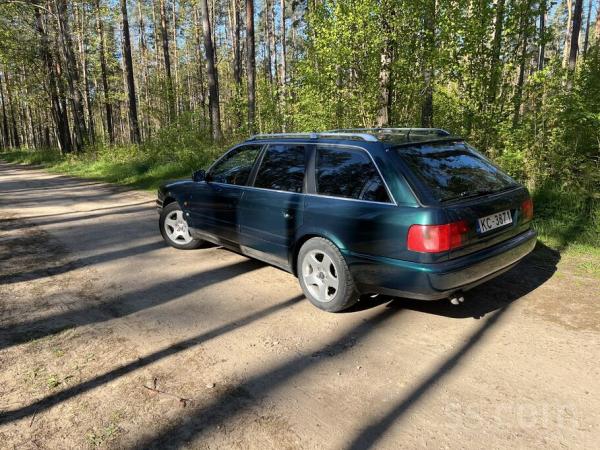 Zaļš Audi A6 1996 Rīga, ar dzinēja tilpumu 2.50 L un nobraukumu 451 tūkst. km par 6050 €, foto 4 vietnē AUTOMOTO.COM.LV