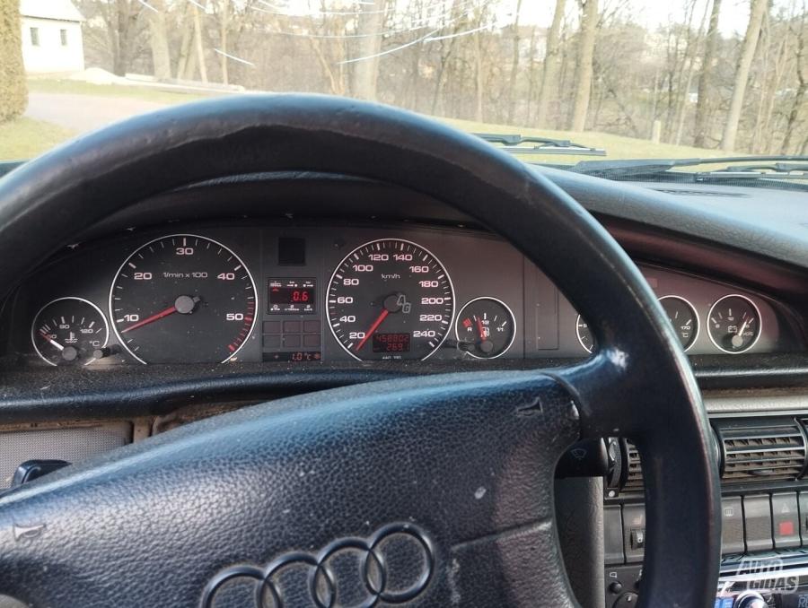 Zaļš Audi A6 1996 Jurbarkas, ar dzinēja tilpumu 2.50 L un nobraukumu 440 tūkst. km par 1900 €, foto 10 vietnē AUTOMOTO.COM.LV