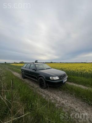 Green Audi A6 1996 in Liepaja, with an engine capacity of 2.50 L and mileage of 338 thousand km for 1750 €, photo 3 on AUTOMOTO.COM.LV