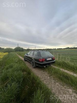 Green Audi A6 1996 in Liepaja, with an engine capacity of 2.50 L and mileage of 338 thousand km for 1750 €, photo 4 on AUTOMOTO.COM.LV