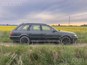 Green Audi A6 1996 in Liepaja, with an engine capacity of 2.50 L and mileage of 338 thousand km for 1750 €, photo 7 on AUTOMOTO.COM.LV