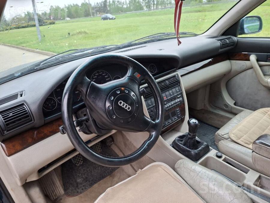Green Audi A6 1996 in Riga, with an engine capacity of 2.50 L and mileage of 530 thousand km for 1200 €, photo 7 on AUTOMOTO.COM.LV