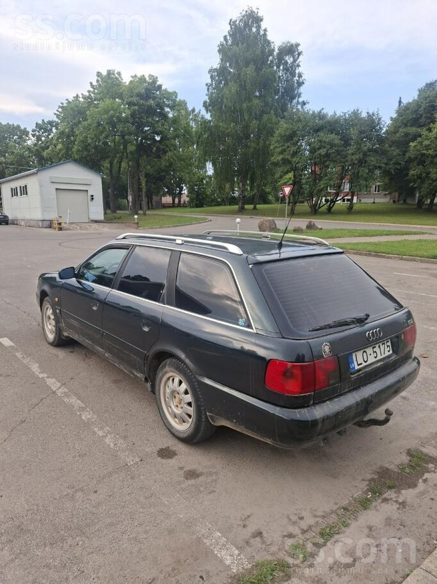 Zaļš Audi A6 1996 Balvi, ar dzinēja tilpumu 2.50 L un nobraukumu 540 tūkst. km par 1100 €, foto 3 vietnē AUTOMOTO.COM.LV