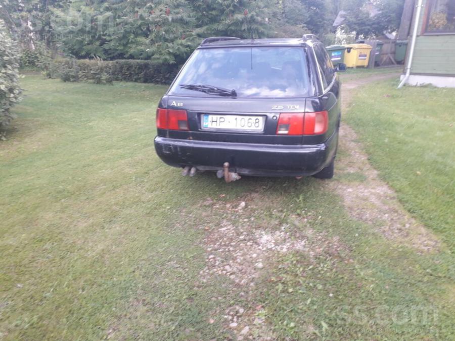 Green Audi A6 1996 in Riga, with an engine capacity of 2.50 L and mileage of 374 thousand km for 400 €, photo 5 on AUTOMOTO.COM.LV