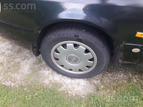 Audi A6 1996 Rīga vietnē Zaļš Audi A6 1996 Rīga, ar dzinēja tilpumu 2.50 L un nobraukumu 374 tūkst. km par 400 €, foto 8 vietnē AUTOMOTO.COM.LV