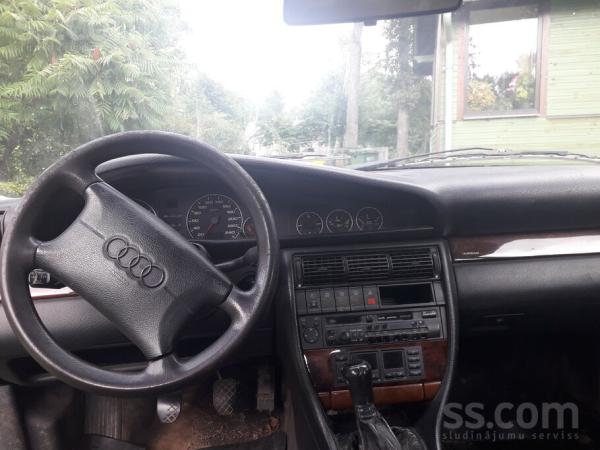Audi A6 1996 Rīga vietnē Zaļš Audi A6 1996 Rīga, ar dzinēja tilpumu 2.50 L un nobraukumu 374 tūkst. km par 400 €, foto 9 vietnē AUTOMOTO.COM.LV