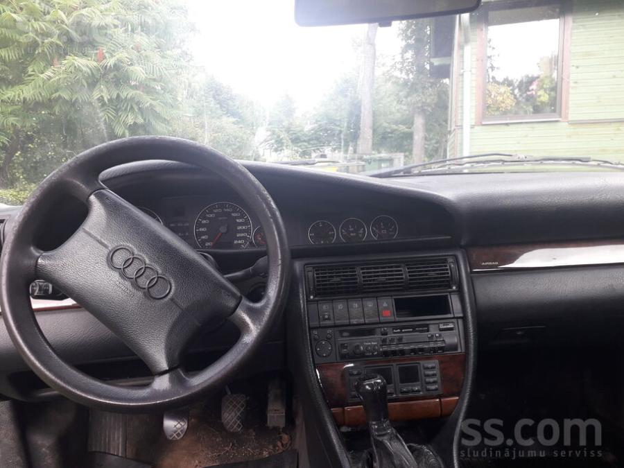Green Audi A6 1996 in Riga, with an engine capacity of 2.50 L and mileage of 374 thousand km for 400 €, photo 9 on AUTOMOTO.COM.LV