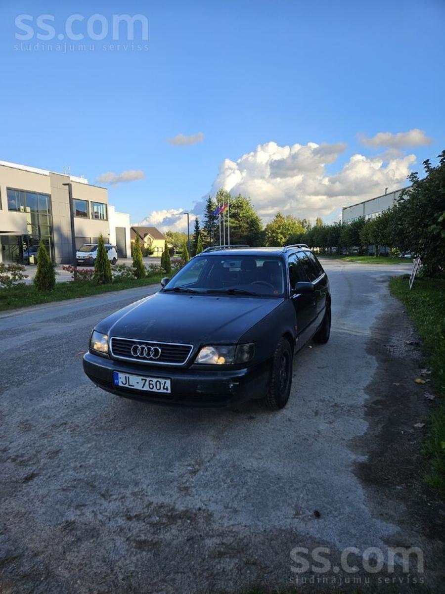 Green Audi A6 1996 in Riga, with an engine capacity of 2.50 L and mileage of 426 thousand km for 1600 €, photo 1 on AUTOMOTO.COM.LV