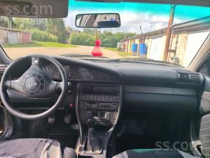 Zaļš Audi A6 1997 Talsi, ar dzinēja tilpumu 2.50 L un nobraukumu 367 tūkst. km par 1500 €, foto 4 vietnē AUTOMOTO.COM.LV