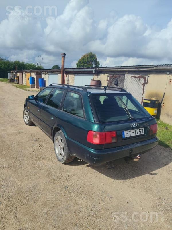 Green Audi A6 1997 in Talsi, with an engine capacity of 2.50 L and mileage of 367 thousand km for 1500 €, photo 5 on AUTOMOTO.COM.LV