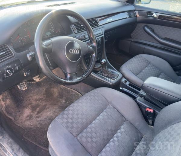 Zaļš Audi A6 1998 Bauska, ar dzinēja tilpumu 2.40 L un nobraukumu 452 tūkst. km par 1350 €, foto 5 vietnē AUTOMOTO.COM.LV