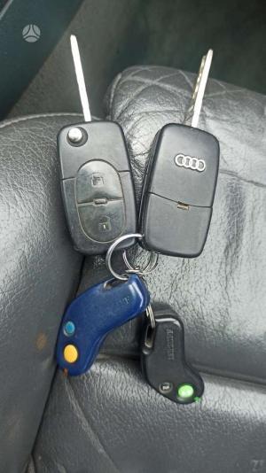 Zaļš Audi A6 1998 Pakruojis, ar dzinēja tilpumu 1.90 L un nobraukumu 344 tūkst. km par 1300 €, foto 12 vietnē AUTOMOTO.COM.LV