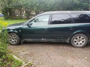 Zaļš Audi A6 1999 Saldus, ar dzinēja tilpumu 2.80 L un nobraukumu 301 tūkst. km par 800 €, foto 3 vietnē AUTOMOTO.COM.LV