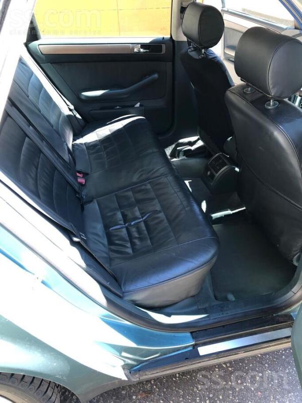 Zaļš Audi A6 2000 Rīga, ar dzinēja tilpumu 1.90 L un nobraukumu 349 tūkst. km par 1300 €, foto 7 vietnē AUTOMOTO.COM.LV