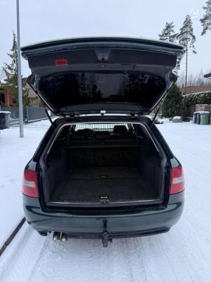 Green Audi A6 2003 in Vilnius, with an engine capacity of 1.90 L and mileage of 358 thousand km for 1650 €, photo 8 on AUTOMOTO.COM.LV