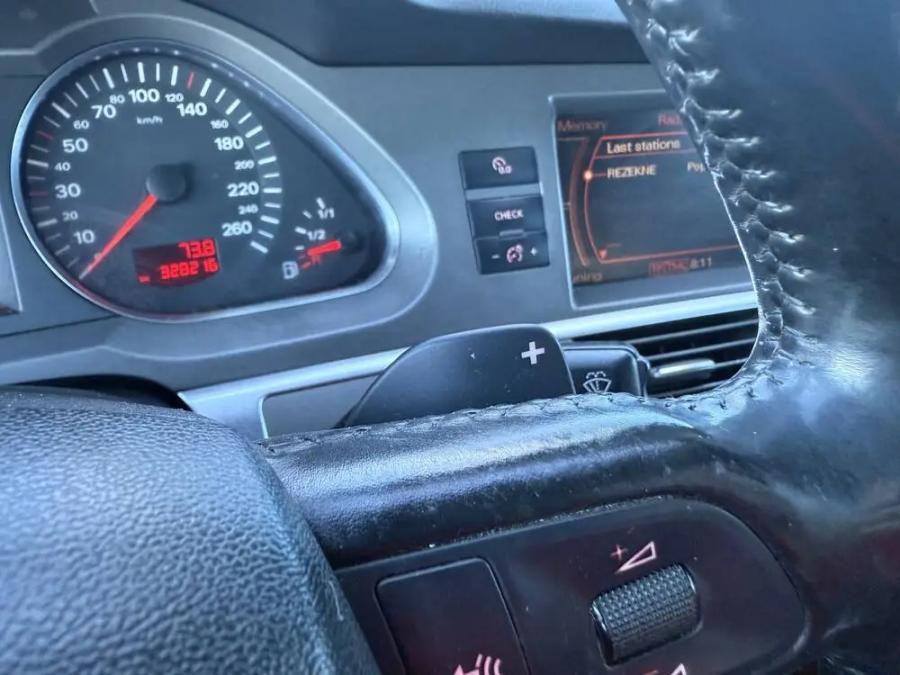 Zaļš Audi A6 2006 Rēzekne, ar dzinēja tilpumu 2.70 L un nobraukumu 328 tūkst. km par 3300 €, foto 16 vietnē AUTOMOTO.COM.LV