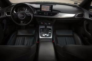 Green Audi A6 2017 in Jelgava, with an engine capacity of 3.00 L and mileage of 249 thousand km for 17700 €, photo 9 on AUTOMOTO.COM.LV