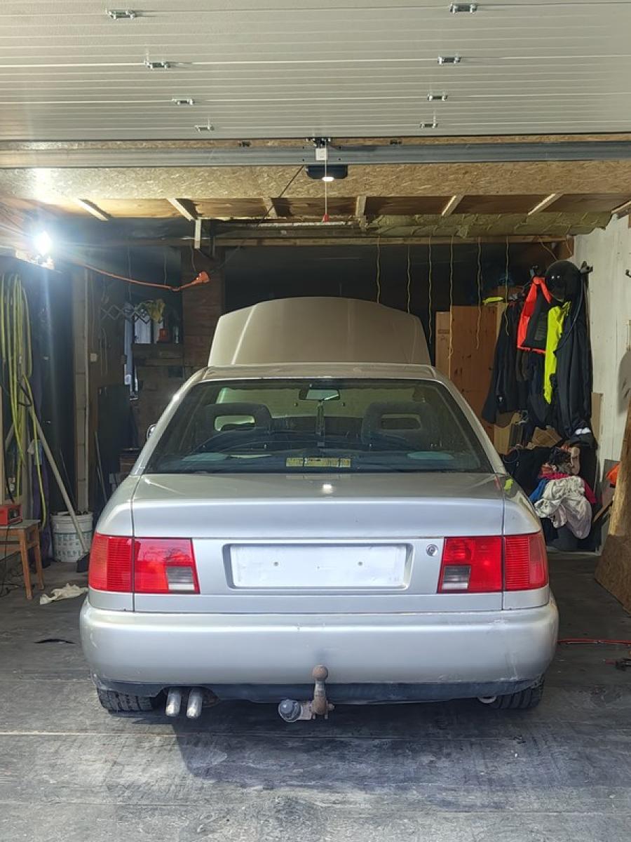 Grey Audi A6 1994 in Tallinn, with an engine capacity of 2.50 L and mileage of 500 thousand km for 2250 €, photo 11 on AUTOMOTO.COM.LV