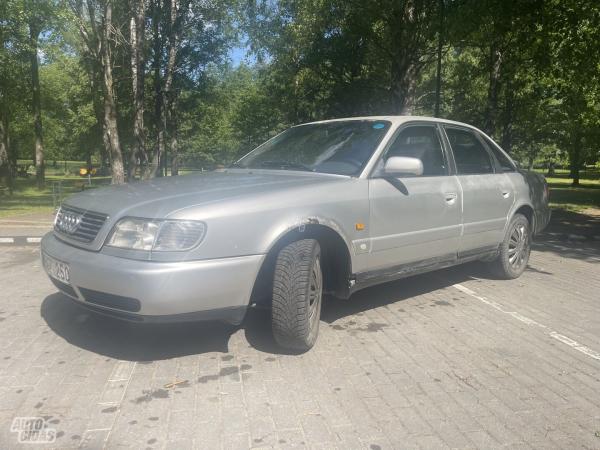 Pelēks Audi A6 1995 Ariogala, ar dzinēja tilpumu 2.50 L un nobraukumu 454 tūkst. km par 650 €, foto 7 vietnē AUTOMOTO.COM.LV