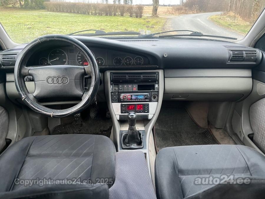 Pelēks Audi A6 1996 Tallina, ar dzinēja tilpumu 1.90 L un nobraukumu 0 tūkst. km par 1200 €, foto 5 vietnē AUTOMOTO.COM.LV