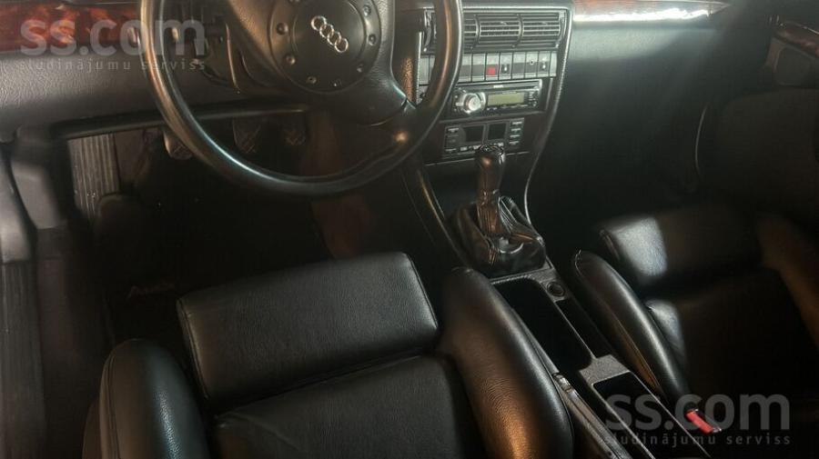 Grey Audi A6 1996 in Liepaja, with an engine capacity of 2.50 L and mileage of 0 thousand km for 3500 €, photo 5 on AUTOMOTO.COM.LV