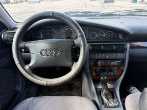 Pelēks Audi A6 1996 Rīga, ar dzinēja tilpumu 1.90 L un nobraukumu 414 tūkst. km par 1500 €, foto 9 vietnē AUTOMOTO.COM.LV