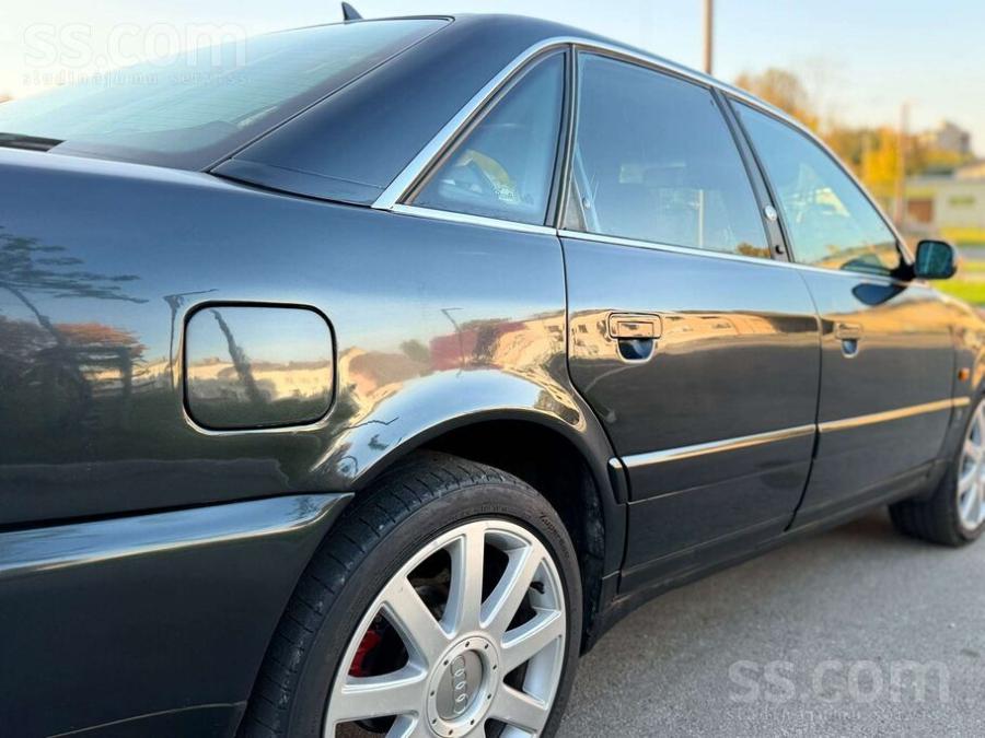 Grey Audi A6 1996 in Aizkraukle, with an engine capacity of 2.50 L and mileage of 311 thousand km for 3750 €, photo 13 on AUTOMOTO.COM.LV