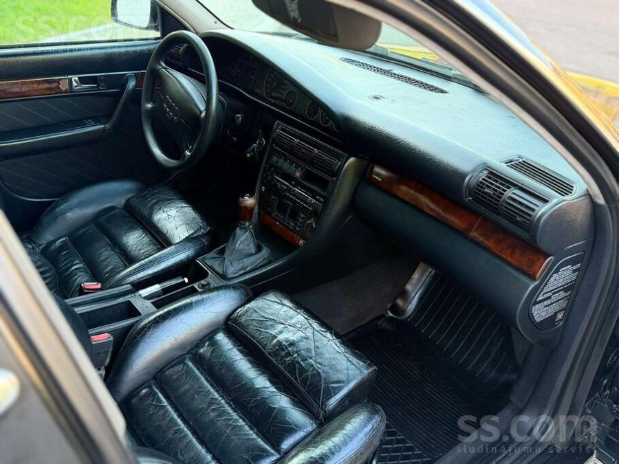 Grey Audi A6 1996 in Aizkraukle, with an engine capacity of 2.50 L and mileage of 311 thousand km for 3750 €, photo 18 on AUTOMOTO.COM.LV