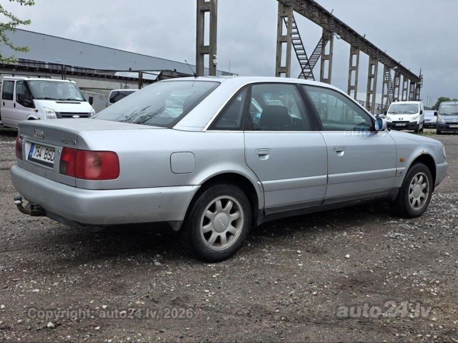 Grey Audi A6 1997 in Tallinn, with an engine capacity of 2.50 L and mileage of 426 thousand km for 799 €, photo 4 on AUTOMOTO.COM.LV