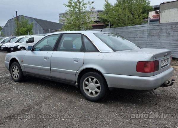 Grey Audi A6 1997 in Tallinn, with an engine capacity of 2.50 L and mileage of 426 thousand km for 799 €, photo 4 on AUTOMOTO.COM.LV