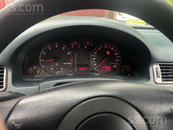 Pelēks Audi A6 1997 Ogre, ar dzinēja tilpumu 2.40 L un nobraukumu 378 tūkst. km par 1600 €, foto 5 vietnē AUTOMOTO.COM.LV