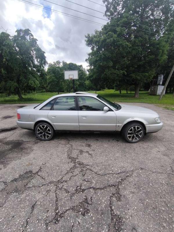 Audi A6 1997 Lazdijai vietnÄ PelÄks Audi A6 1997 Lazdijai, ar dzinÄja tilpumu 2.00 L un nobraukumu 450 tÅ«kst. km par 850 ā¬, foto 5 vietnÄ AUTOMOTO.COM.LV