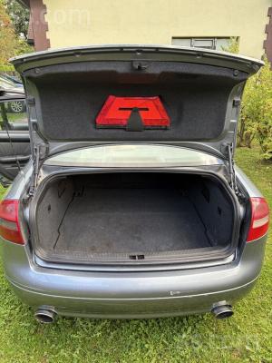 Pelēks Audi A6 1998 Jelgava, ar dzinēja tilpumu 2.80 L un nobraukumu 381 tūkst. km par 2100 €, foto 10 vietnē AUTOMOTO.COM.LV