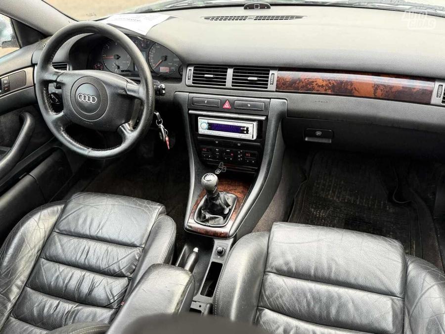 Pelēks Audi A6 1999 Šilutė, ar dzinēja tilpumu 1.90 L un nobraukumu 300 tūkst. km par 999 €, foto 8 vietnē AUTOMOTO.COM.LV