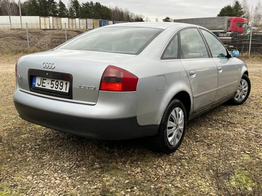 Pelēks Audi A6 1999 Rīga, ar dzinēja tilpumu 1.90 L un nobraukumu 267 tūkst. km par 1650 €, foto 5 vietnē AUTOMOTO.COM.LV