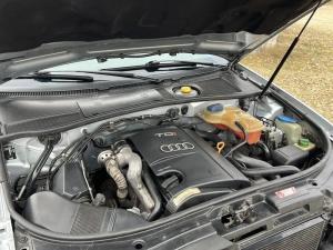 Pelēks Audi A6 1999 Rīga, ar dzinēja tilpumu 1.90 L un nobraukumu 267 tūkst. km par 1650 €, foto 10 vietnē AUTOMOTO.COM.LV