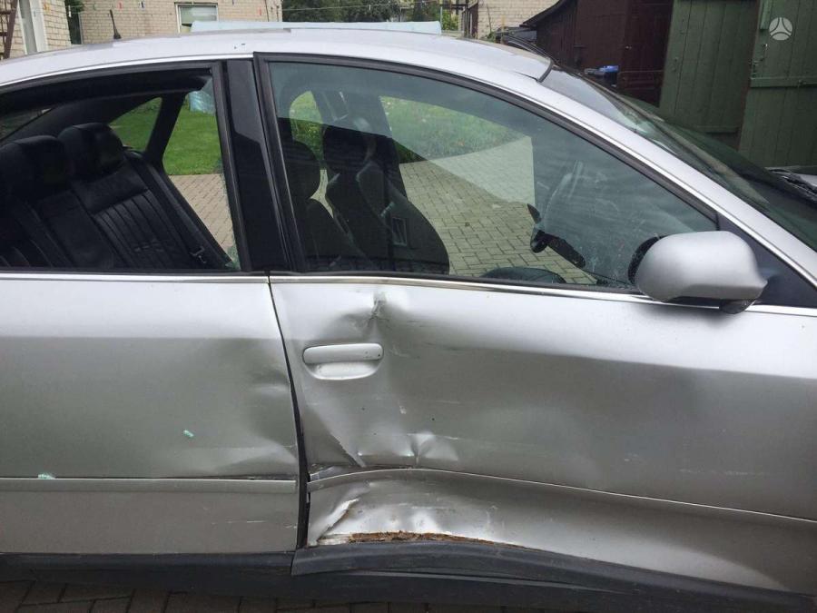 Pelēks Audi A6 1999 Šalčininkai, ar dzinēja tilpumu 1.90 L un nobraukumu 31 tūkst. km par 500 €, foto 5 vietnē AUTOMOTO.COM.LV