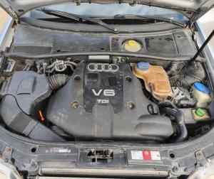 Pelēks Audi A6 2000 Mažeikiai, ar dzinēja tilpumu 2.50 L un nobraukumu 350 tūkst. km par 550 €, foto 14 vietnē AUTOMOTO.COM.LV