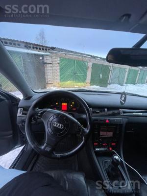 Grey Audi A6 2001 in Cesis, with an engine capacity of 4.20 L and mileage of 405 thousand km for 3100 €, photo 5 on AUTOMOTO.COM.LV