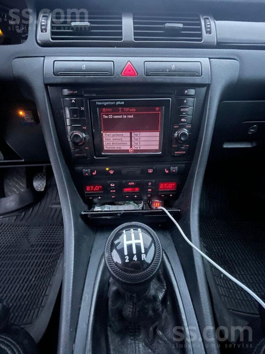 Grey Audi A6 2001 in Cesis, with an engine capacity of 4.20 L and mileage of 405 thousand km for 3100 €, photo 6 on AUTOMOTO.COM.LV
