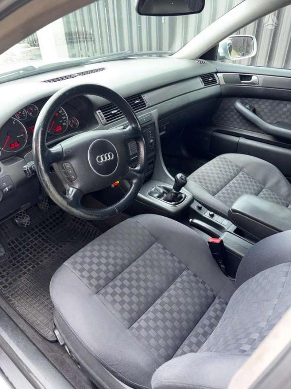Grey Audi A6 2001 in Marijampole, with an engine capacity of 2.50 L and mileage of 286 thousand km for 1300 €, photo 9 on AUTOMOTO.COM.LV