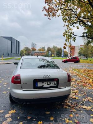Pelēks Audi A6 2001 Rīga, ar dzinēja tilpumu 2.40 L un nobraukumu 273 tūkst. km par 1700 €, foto 5 vietnē AUTOMOTO.COM.LV