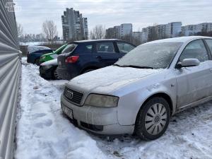 Grey Audi A6 2002 in Vilnius, with an engine capacity of 2.50 L and mileage of 300 thousand km for 580 €, photo 6 on AUTOMOTO.COM.LV