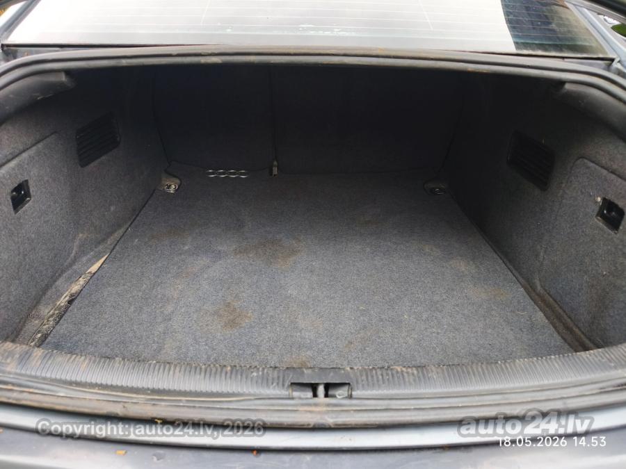 Grey Audi A6 2002 in Tartu, with an engine capacity of 1.90 L and mileage of 336 thousand km for 1000 €, photo 15 on AUTOMOTO.COM.LV